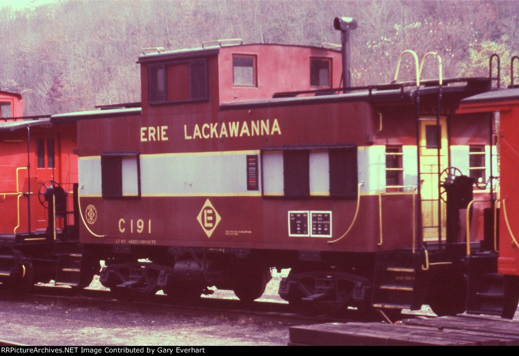 EL Caboose C191 - Erie Lackawanna
